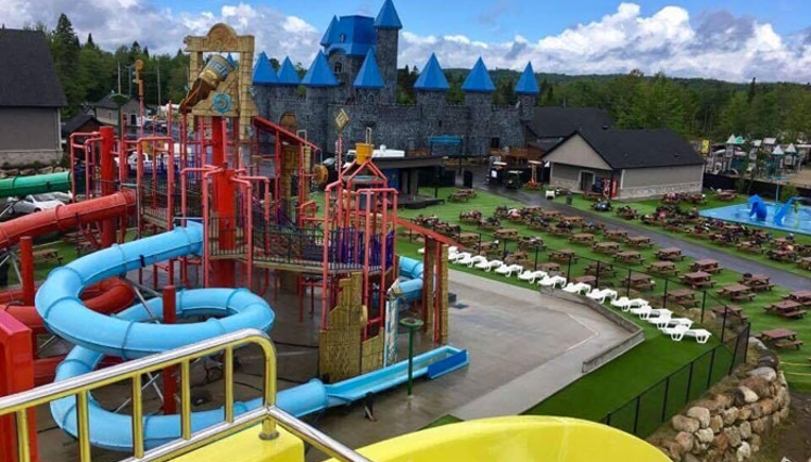 Complexe Atlantide Water Park - Camping tickets | Quebec Attractions